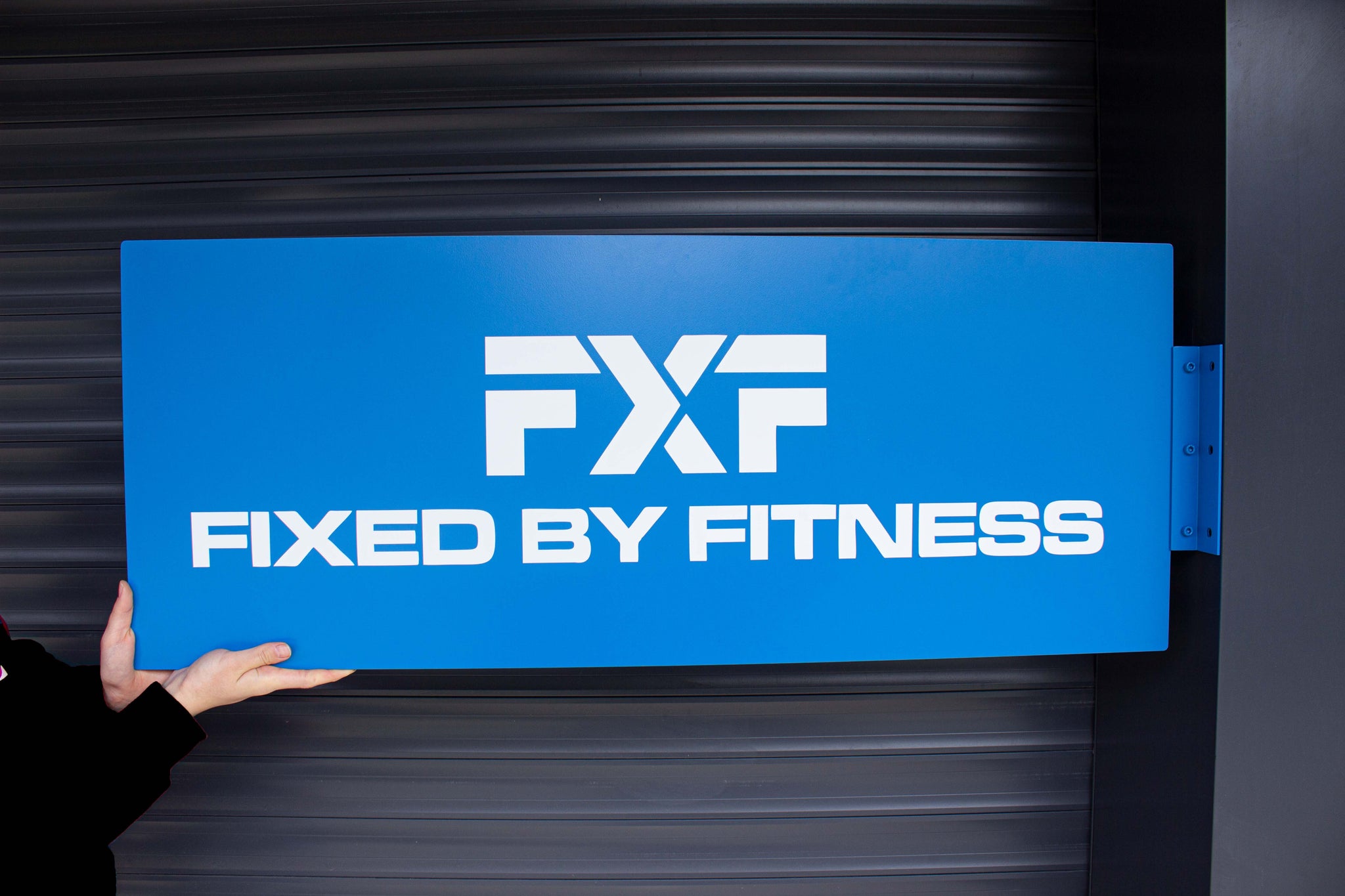 Rectangular Blade Sign – Metallionaire