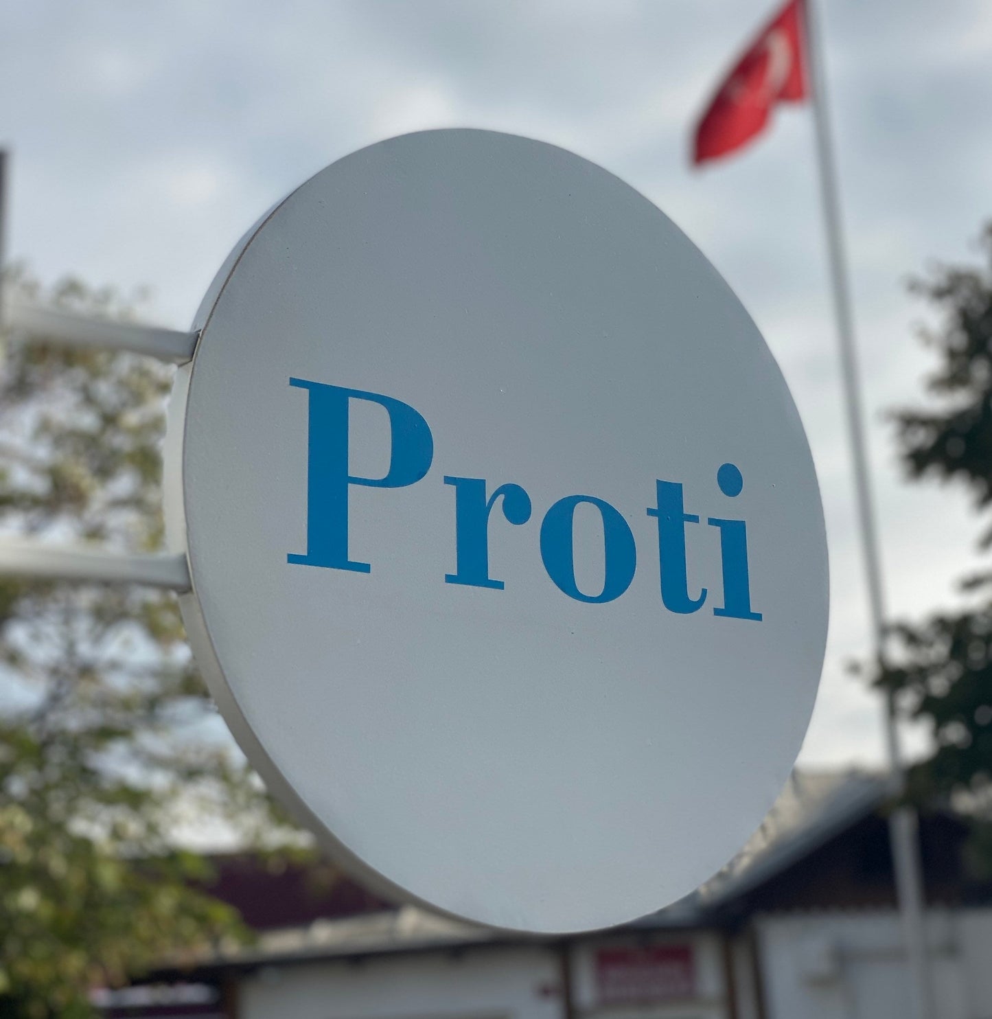 Without Logo Blade Sign – metallionaire