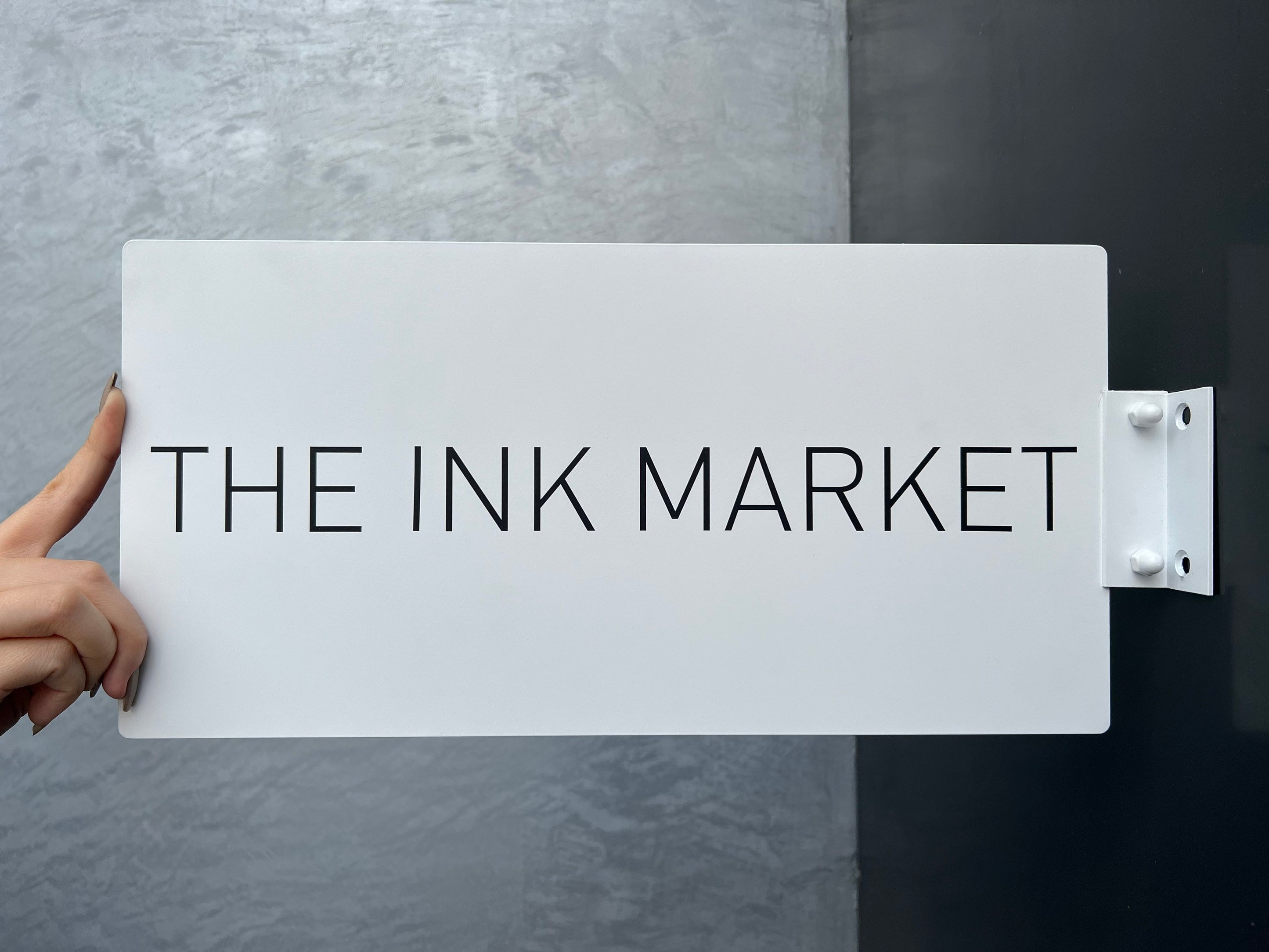 Rectangular Blade Sign – metallionaire